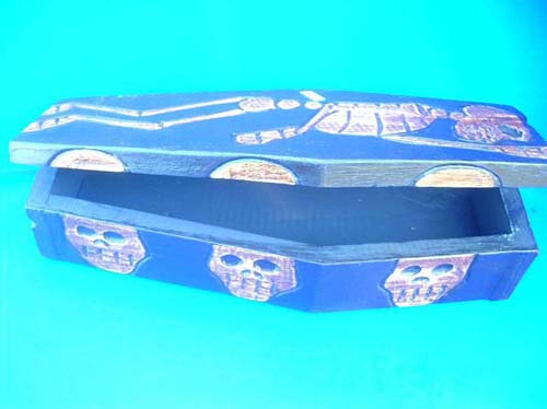 wholesale Gothic skull wood carving, wooden skull box
